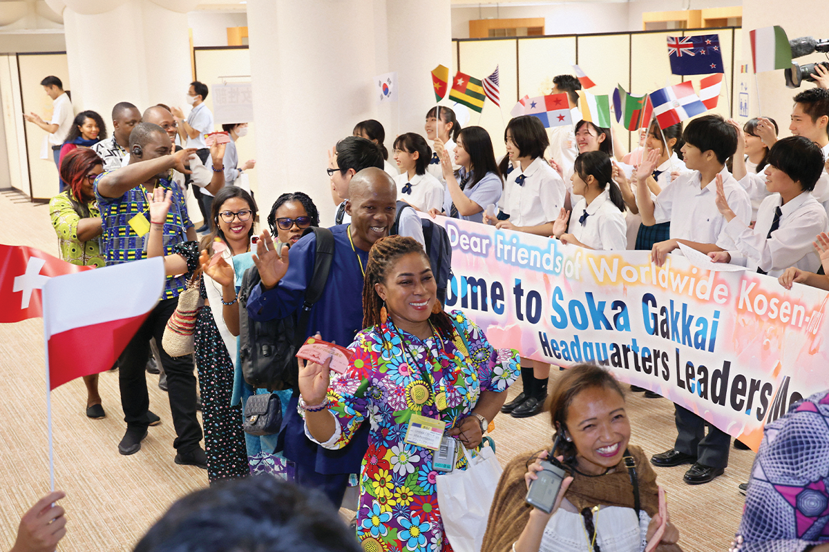 Spreading the light of human revolution to change the destiny of humankind