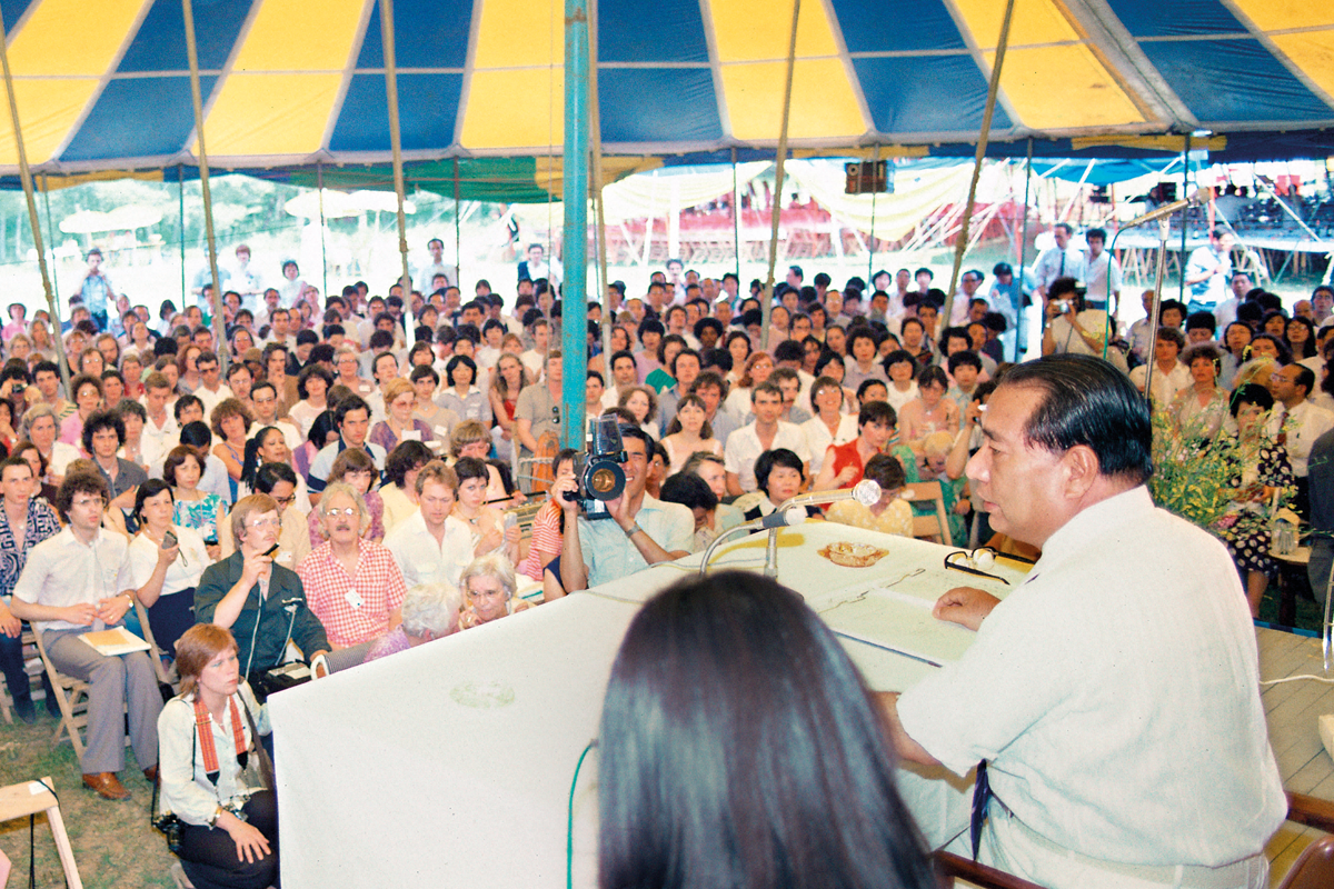 Vowing together to advance anew